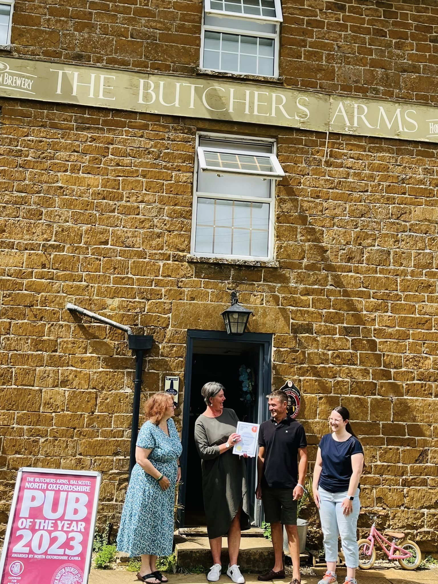 Butchers Arms, Balscote voted Pub of the Year 2023 - Hook Norton Brewery