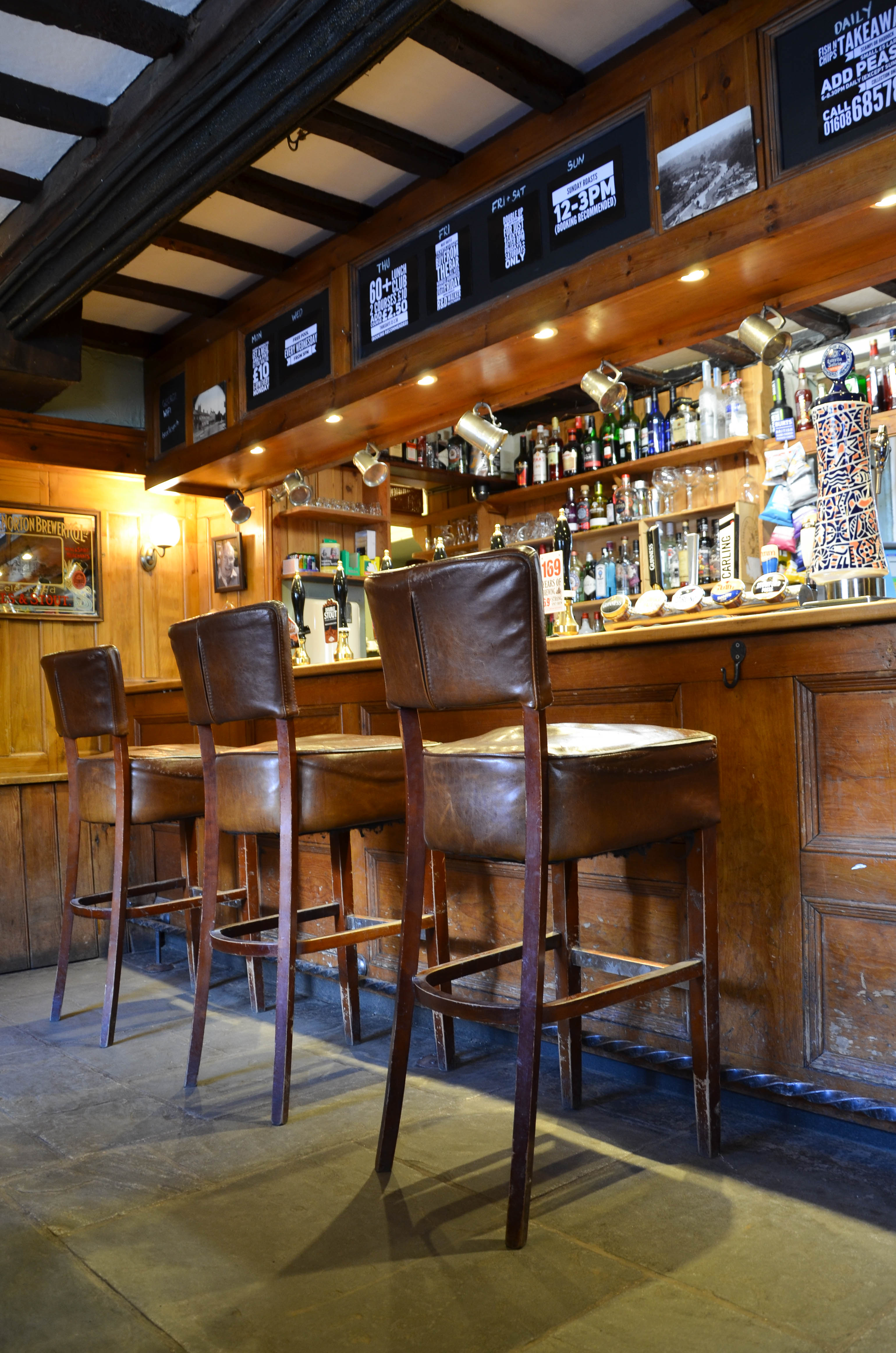 GEORGE HOTEL, BRAILES - Welcome Hook Norton Brewery