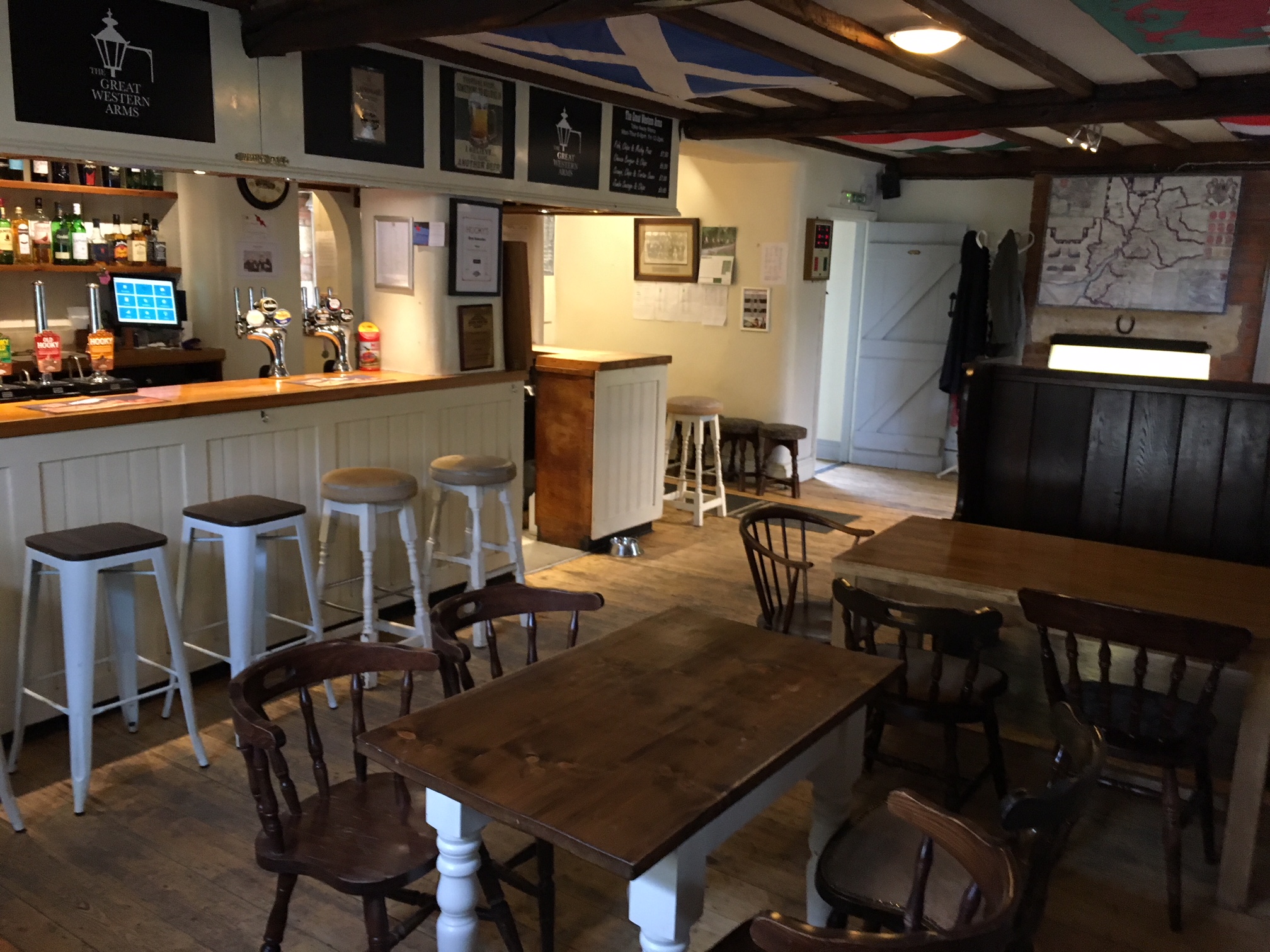 GREAT WESTERN ARMS IN BLOCKLEY - Welcome Hook Norton Brewery